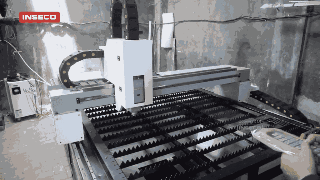 Motif Geometris Pagar Laser Cutting Minimalis Keren Kekinian